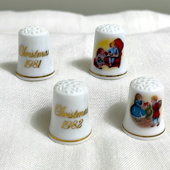 Avon | Holiday | Vintage 98s Avon Christmas Collector Thimble Set Of ...